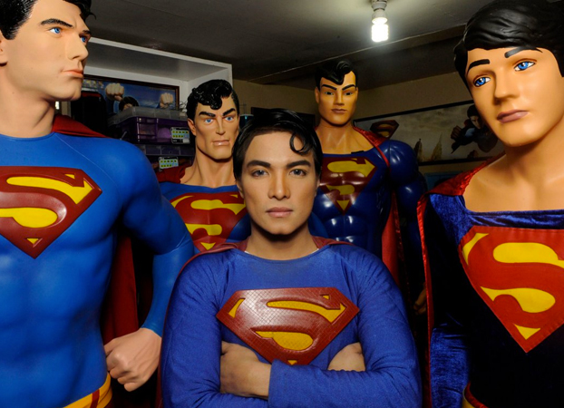 Herbert Chávez, un filipino de 39 años que se ha operado 26 veces para ...