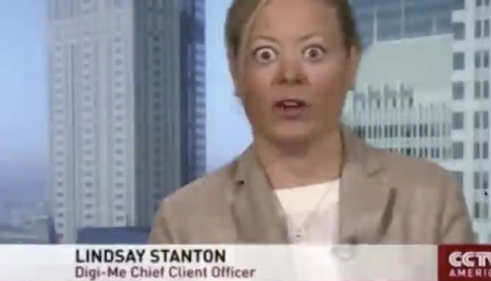 Parece que Lindsay ha ido de empalme al trabajo... - miBrujula.com